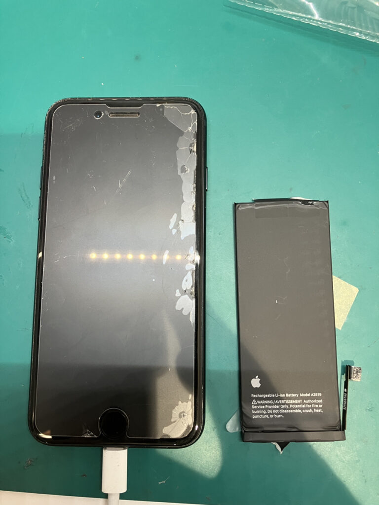iPhoneSE3 バッテリー交換修理【COCOスマホソニック錦糸町PARCO店】 - Android・タブレット・スマホ・携帯修理ならスマホソニック【全国対応】