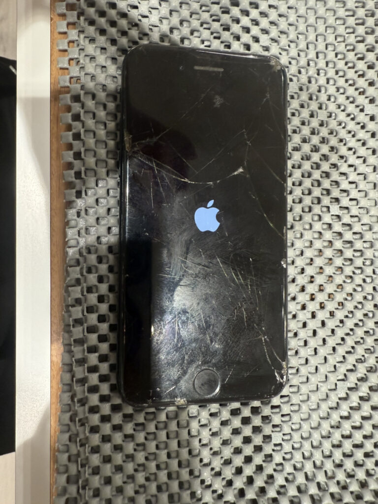 iPhoneSE3 リンゴループ復旧【COCOスマホソニック錦糸町PARCO店】 - Android・タブレット・スマホ・携帯修理ならスマホソニック【全国対応】